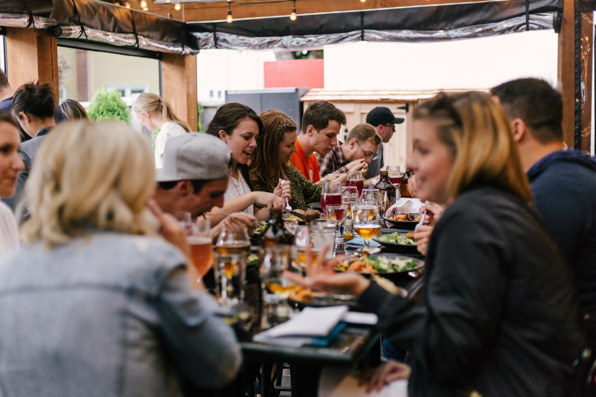 The Do's & Don'ts When Making Friends On A Group Tour | Untravelled Paths